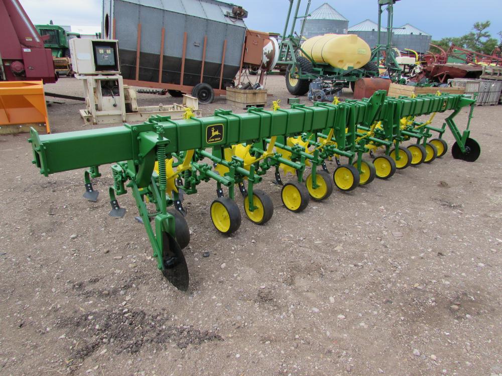 Maquinaria Agrícola Thiessen - Venta de Maquinaria Agricola